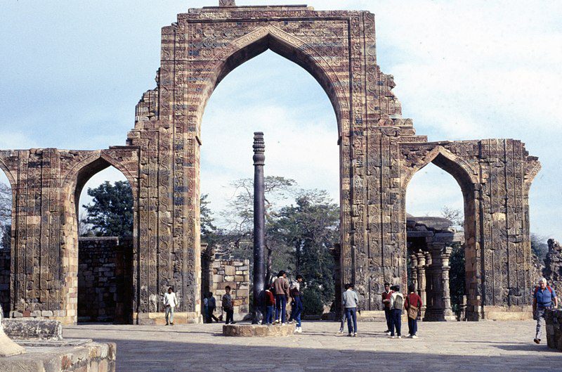 Qutub Minar: 10 Interesting Facts About the World’s Tallest Brick ...